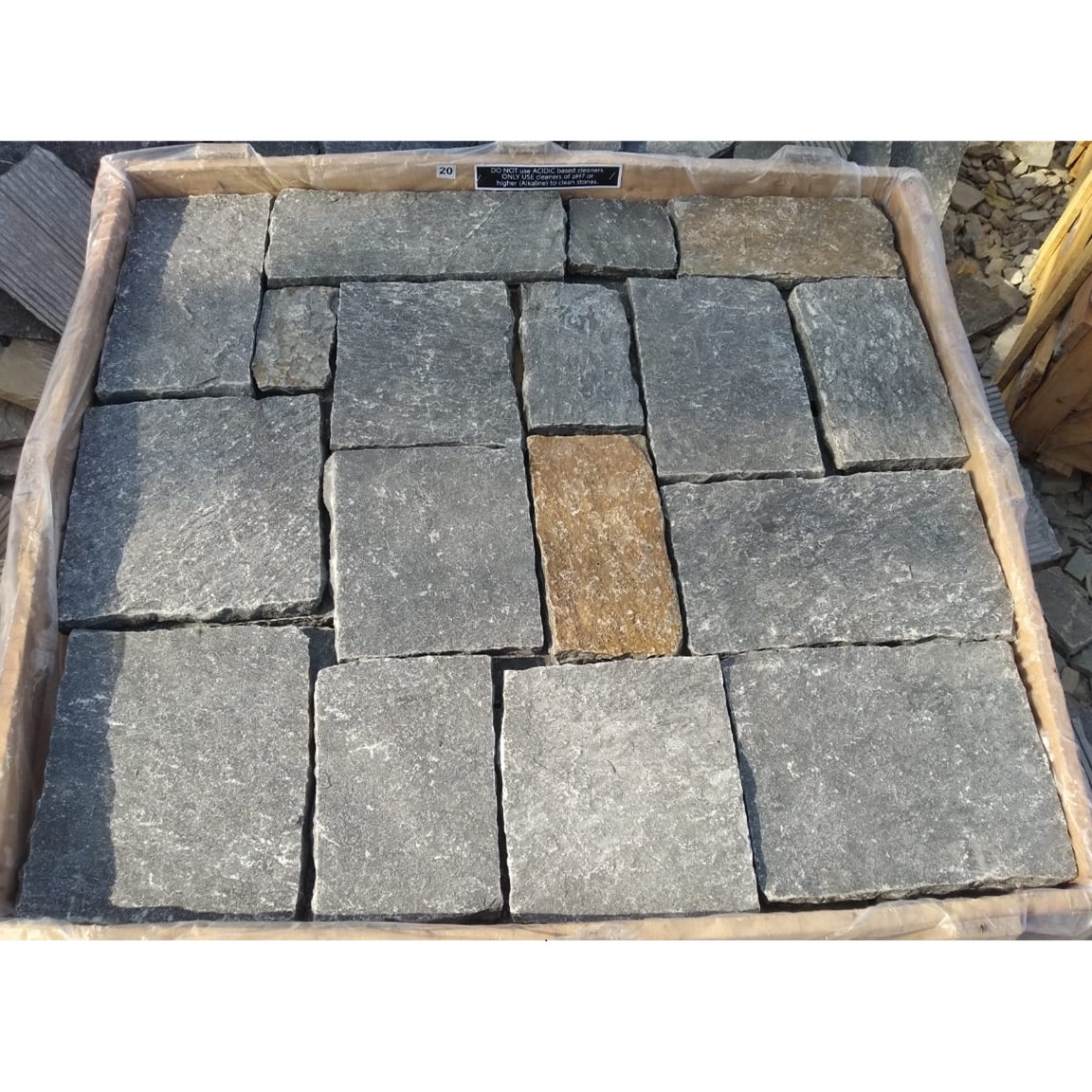 Ledge stones - Malujiwala Stone Company